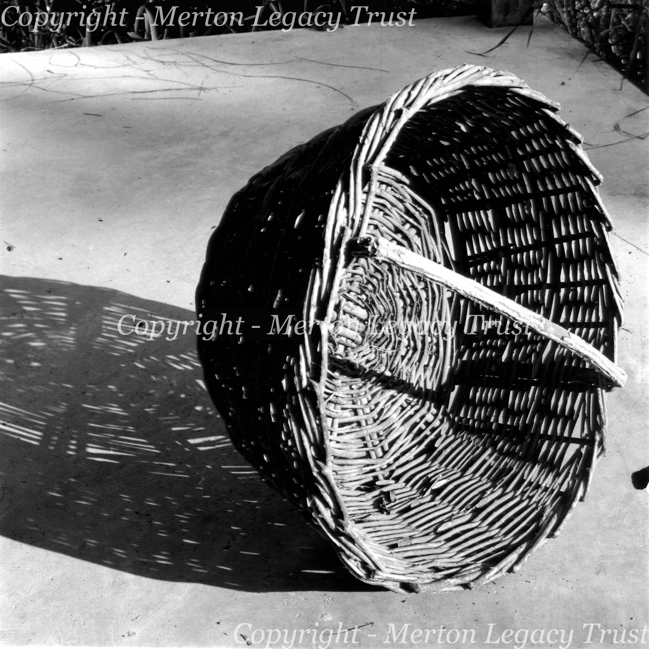 A Hidden Wholeness: The Zen Photography of Thomas Merton - Thomas ...